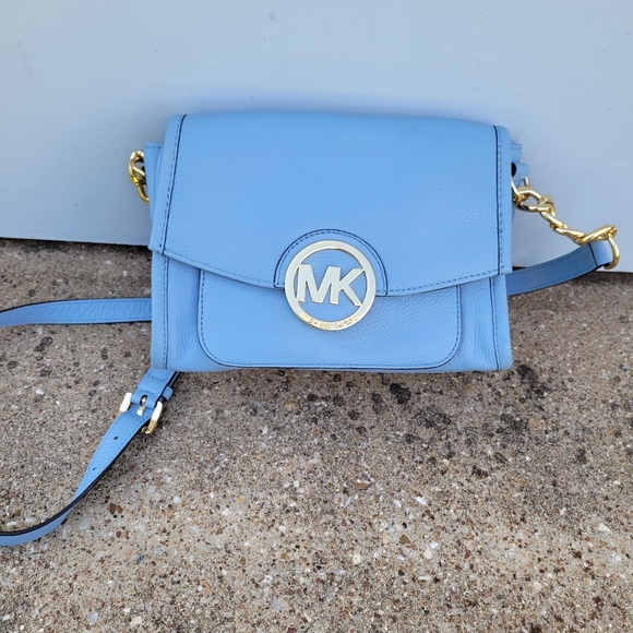 Michael Kors | Bags | Michael Kors Margo Leather Crossbody Bag | Poshmark
